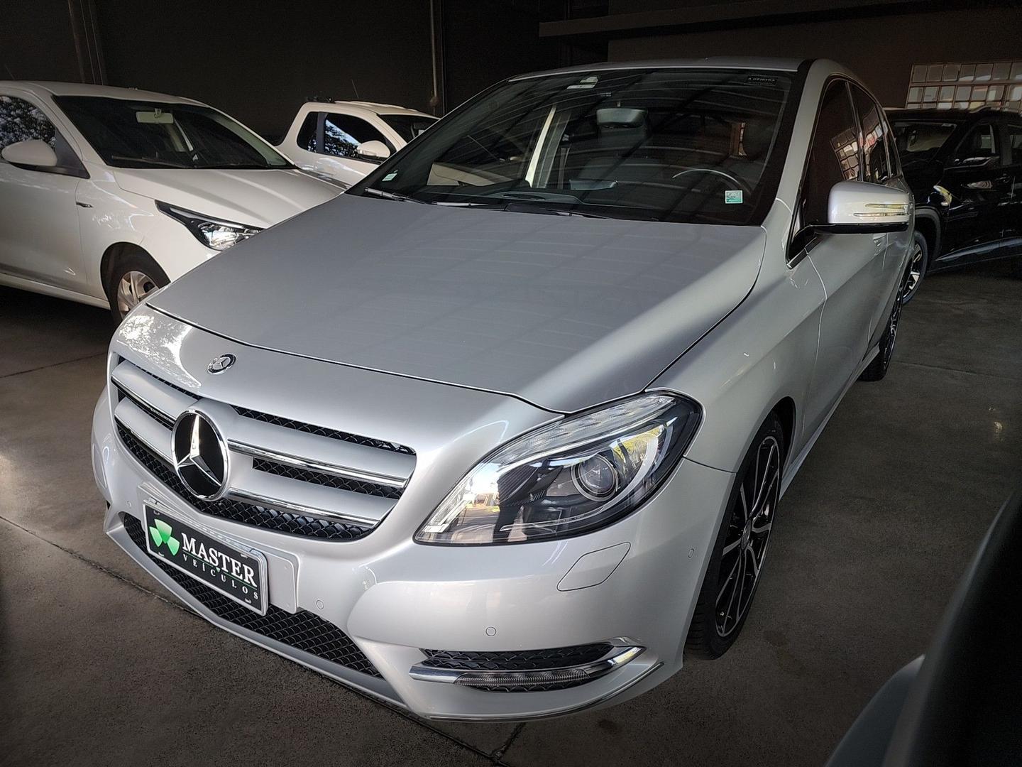 MERCEDES-BENZ B200 1.6 SPORT TURBO GASOLINA 4P AUT 2013/2014 GASOLINA ...