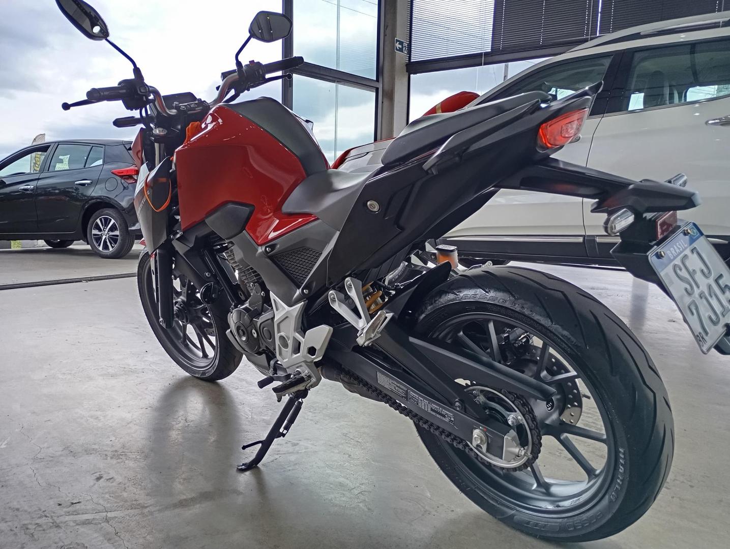 HONDA CB300F TWISTER ABS em Ibaiti - Gefcar Multimarcas | Realize o ...