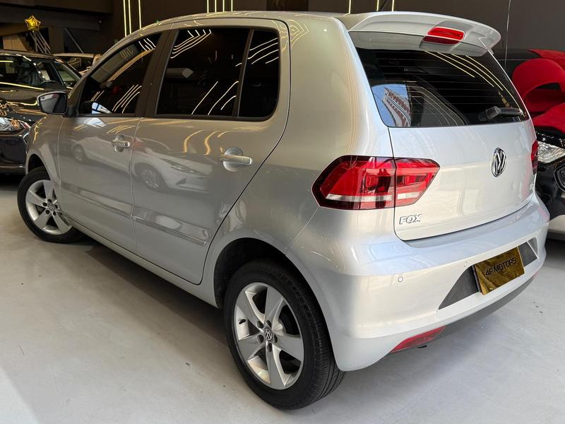 VOLKSWAGEN FOX 1.6 MI ROCK IN RIO 8V FLEX 4P 2015/2016 FLEX em sao ...