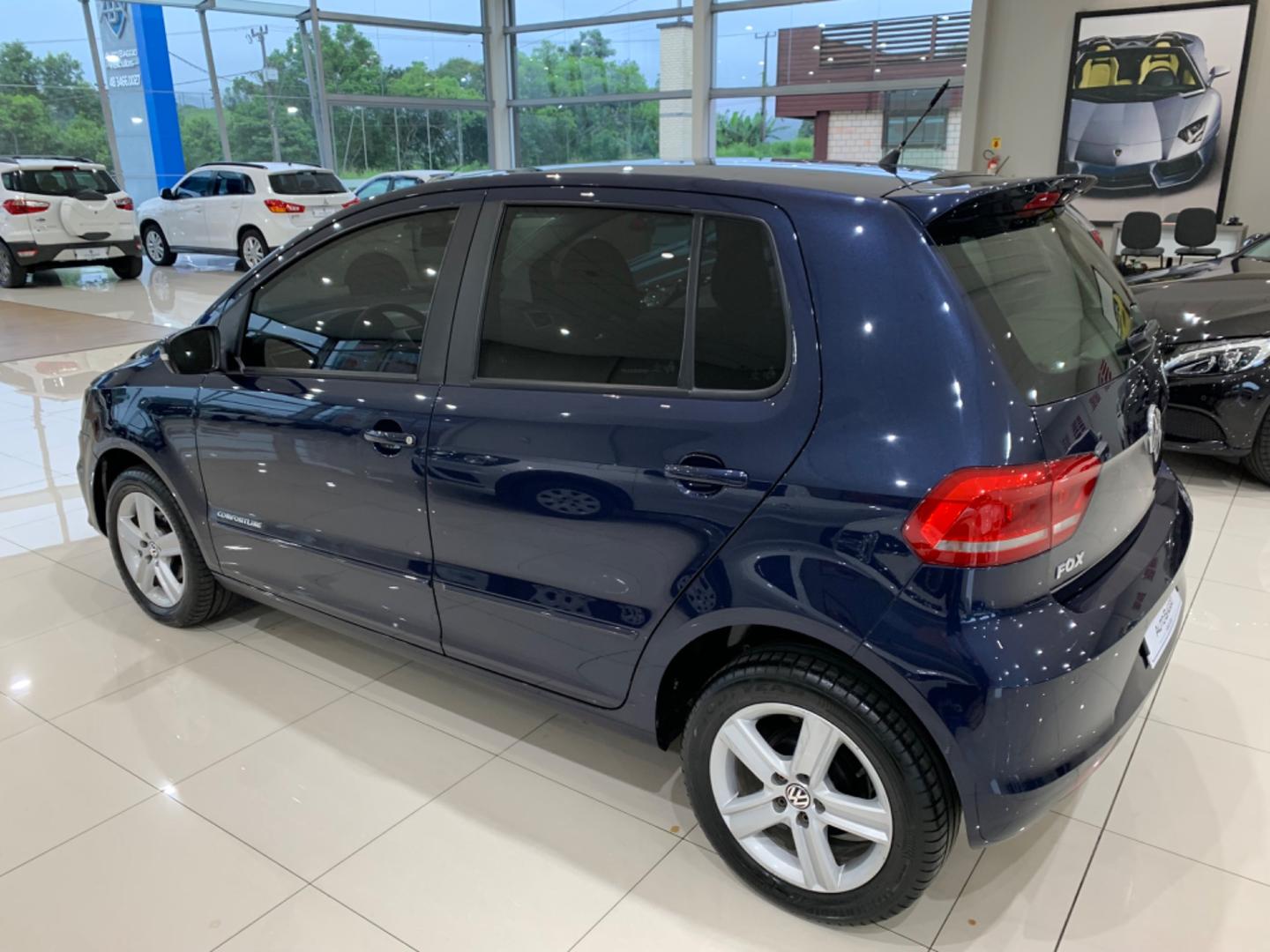 Volkswagen fox cl sbv 2017 - Veículos | Auto Baggio Veículos - Revenda ...